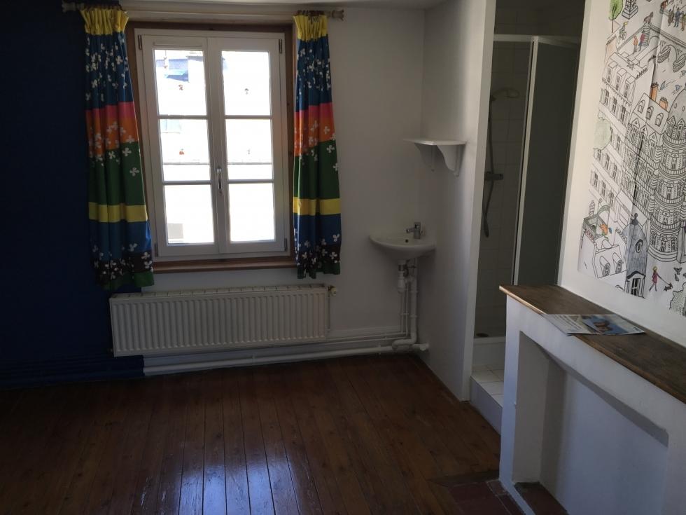 a vendre à Rouen gare , cette Maison ancienne de charme en bon état ...